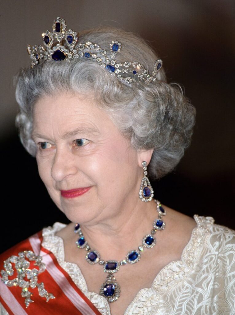 Koningsblauwe saffieren - Vorsten