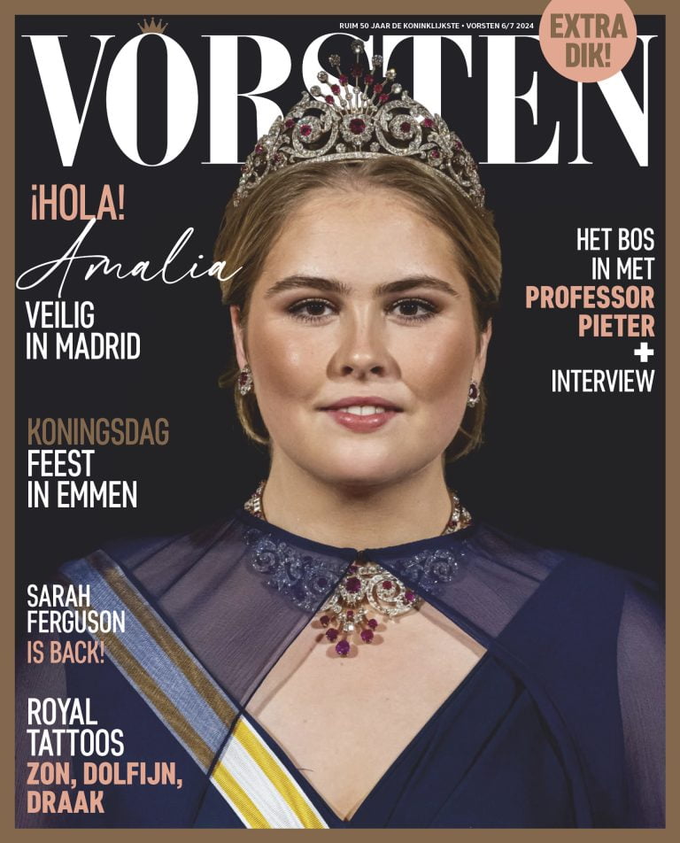 Het tijdschrift Vorsten volgt het vorstenhuis en de royals van België ...