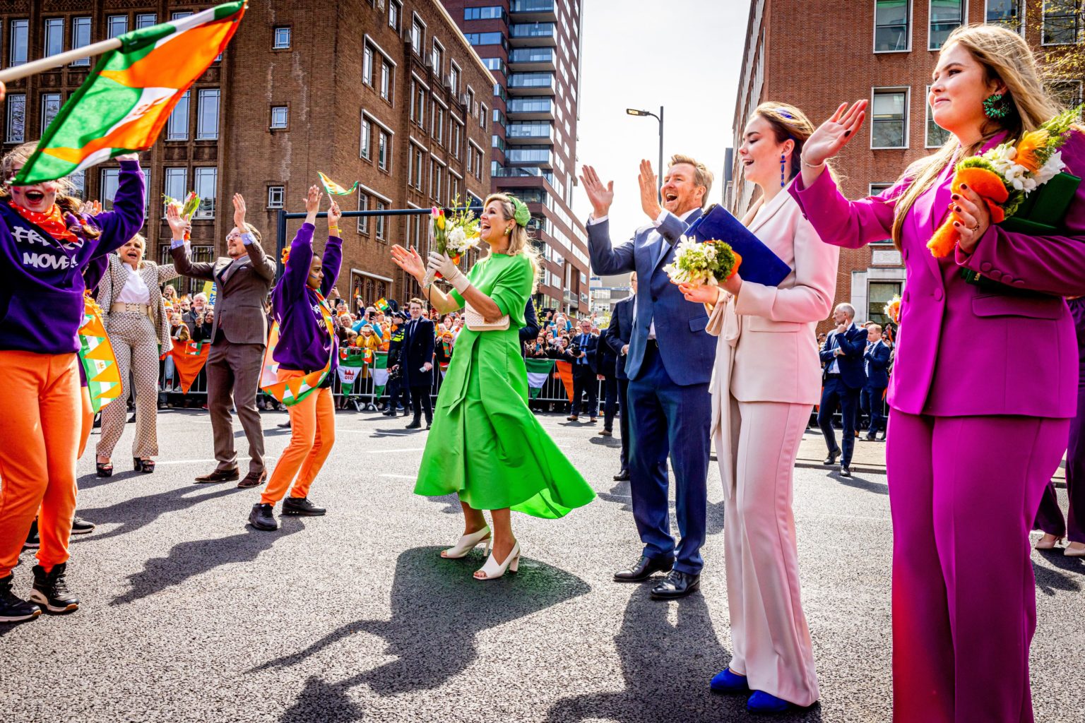 Nagenieten van Koningsdag met foto's en video's: allemaal kings and ...